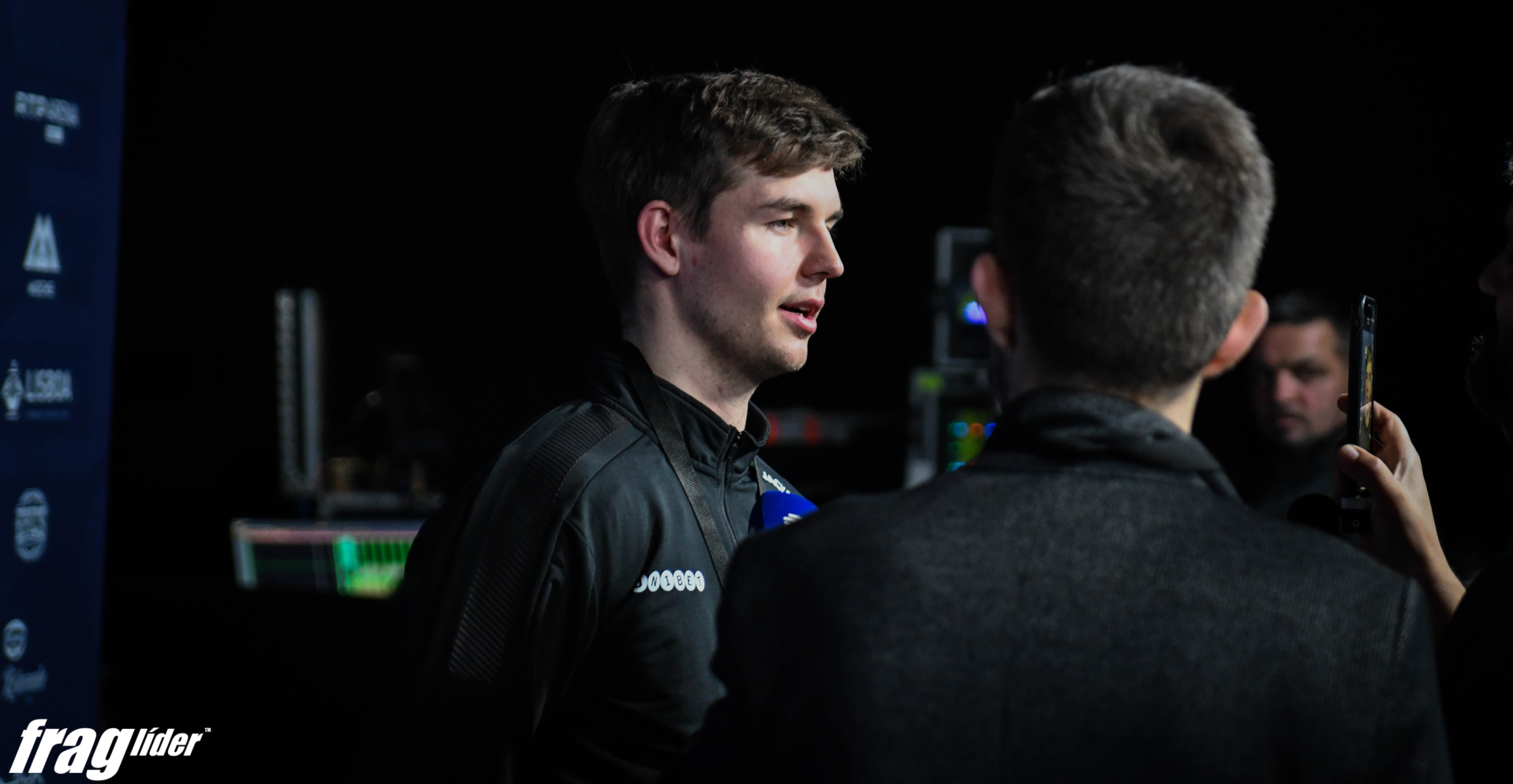 Device eleito como um dos melhores jogadores de AWP de sempre - Fraglíder