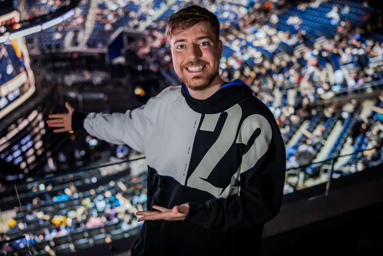 MrBeast confirma que vai comprar uma equipa da LCS - Fraglíder