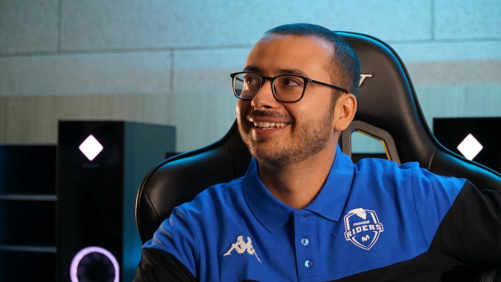 ZenY é o novo treinador de FIFA da Movistar Riders - Fraglíder