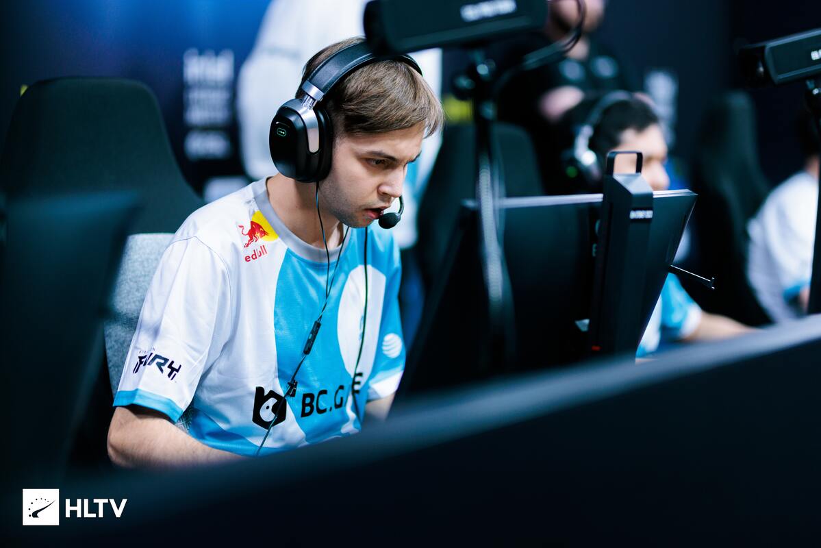 sh1ro vai reforçar a Team Spirit - Fraglíder